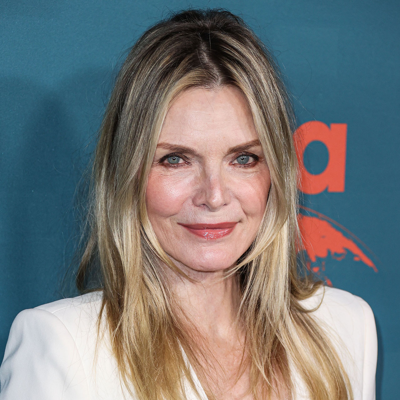 Michelle Pfeiffer, 65, Stuns In A Chic White Suit With A Matching Lace ...
