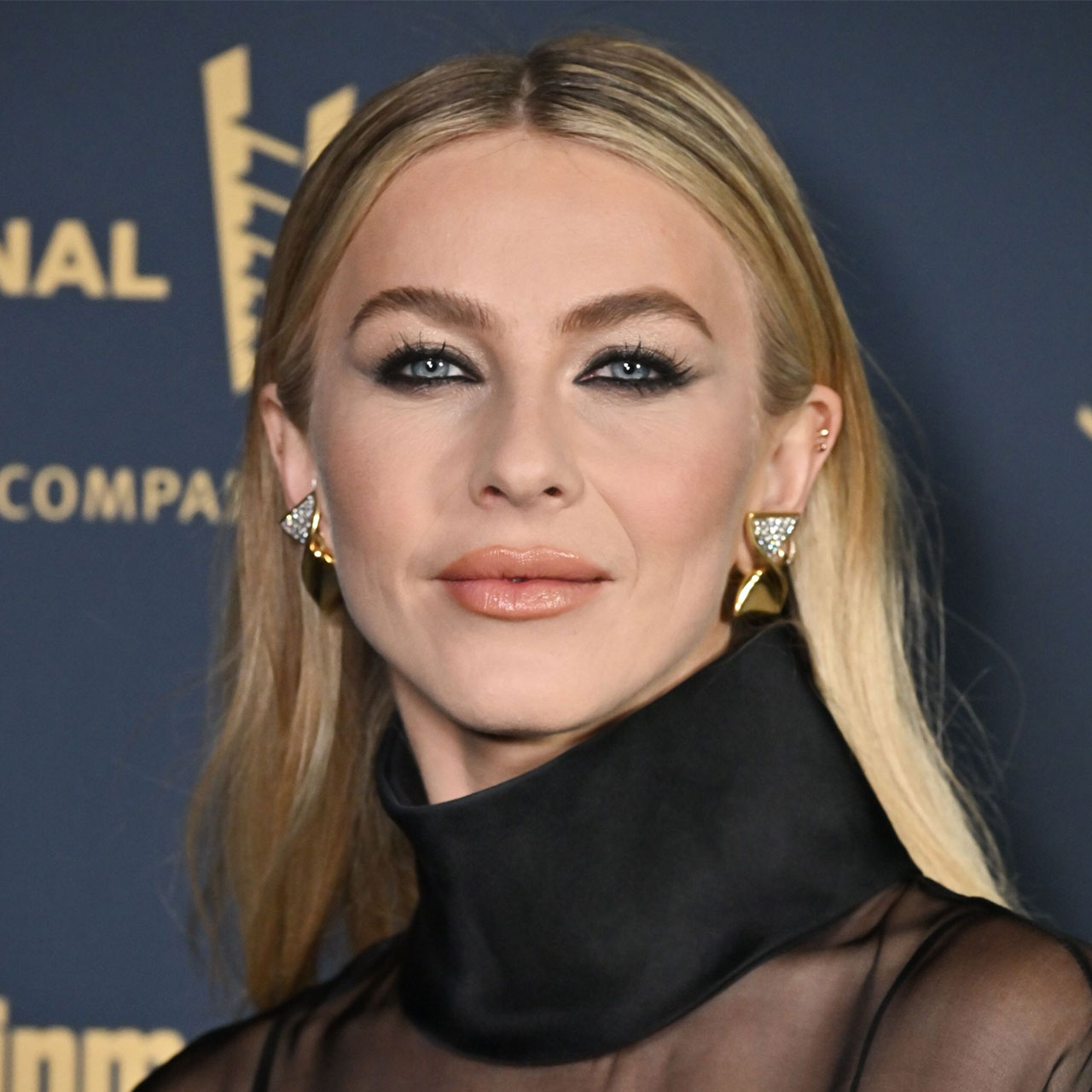 Where To Buy Those Super-Flattering Shiny Leggings All The Fitness ...