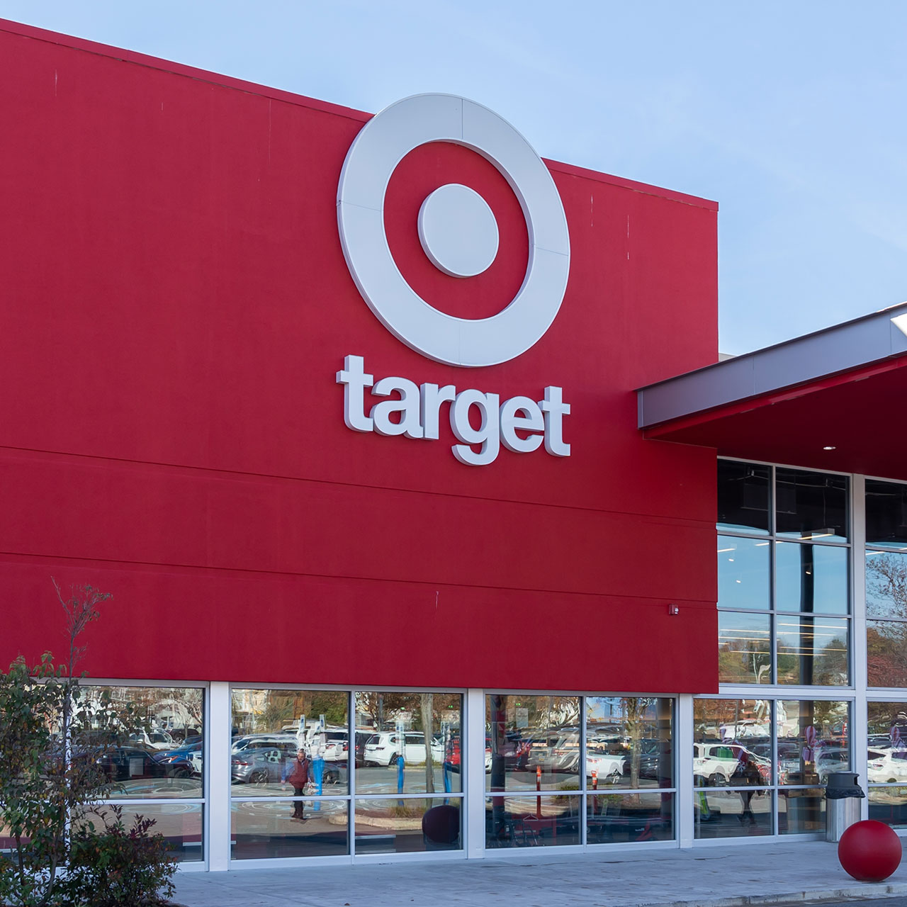 9 Ways to Surprise Your Husband On Your Wedding Night - SHEfinds