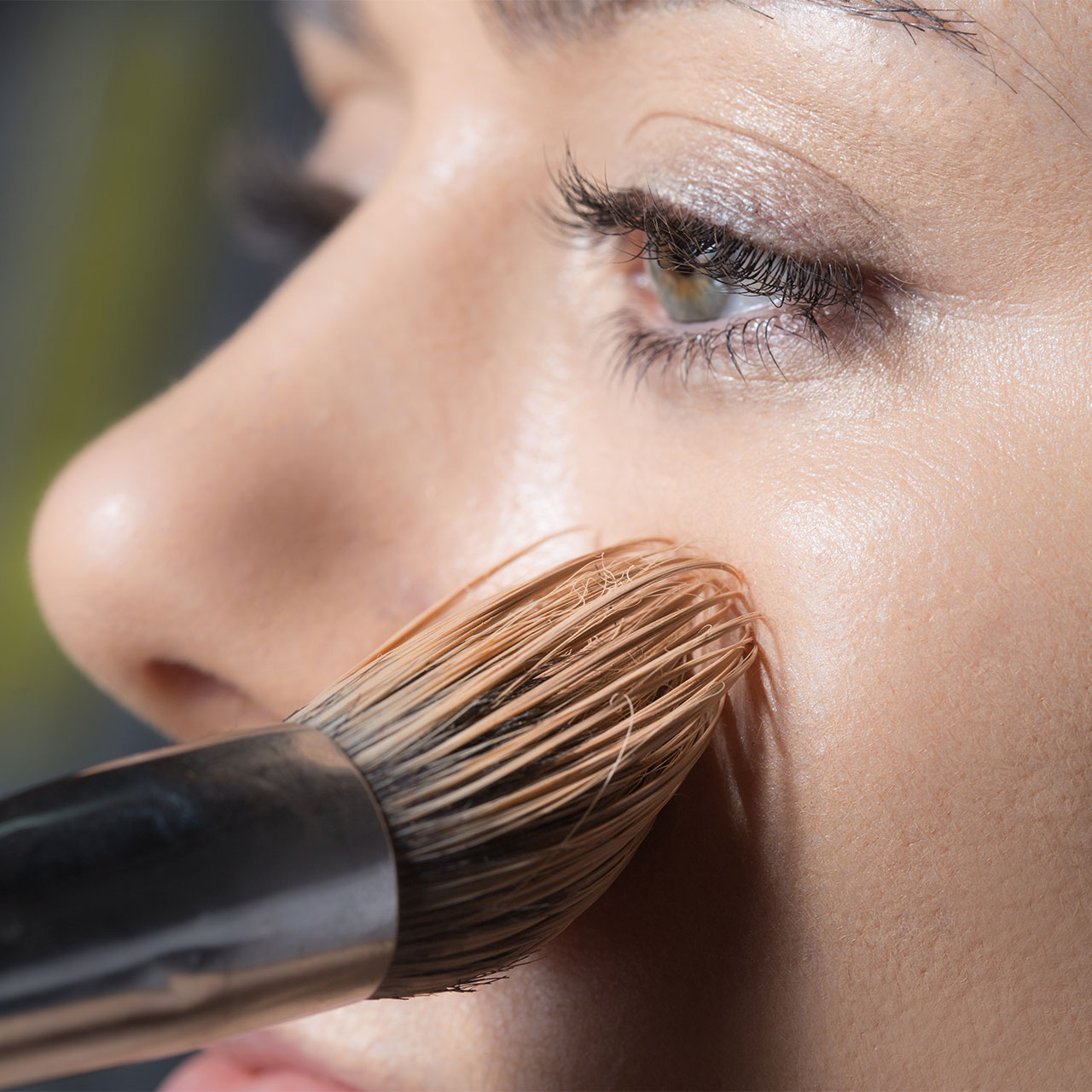 One ‘Unflattering’ Eyeshadow Shade To Avoid Over 40, According To Pro ...