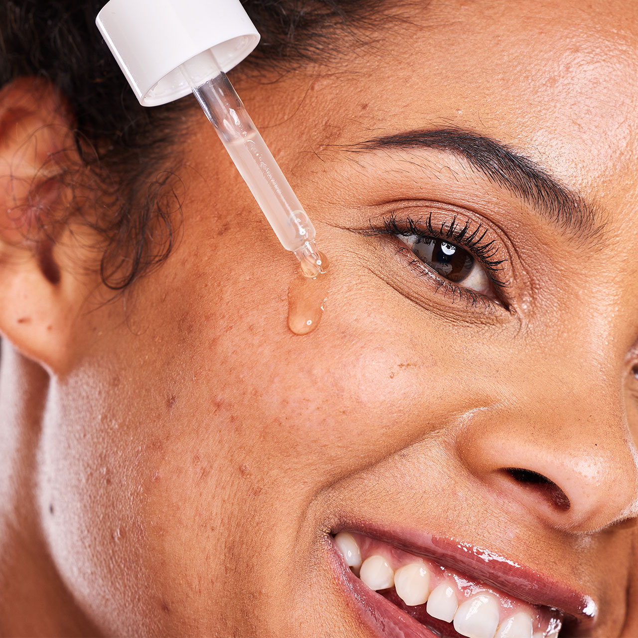 The Right Way To Tighten Sagging Skin, According To A Dermatologist ...