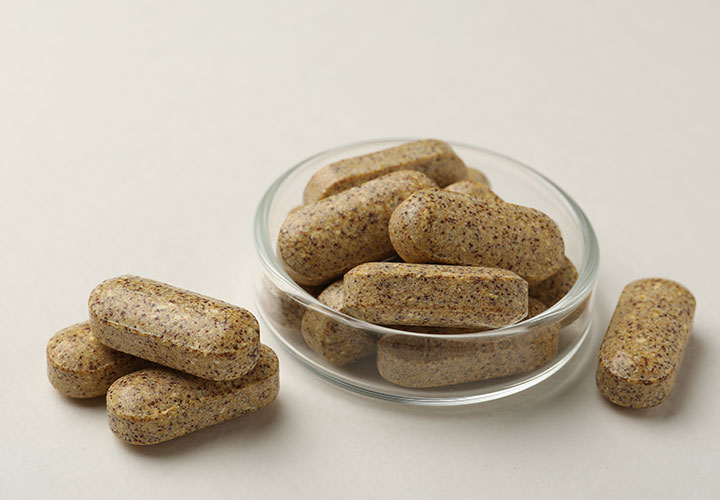 4 Supplements Dermatologists Say You Can Take Daily To Fight Fine Lines ...