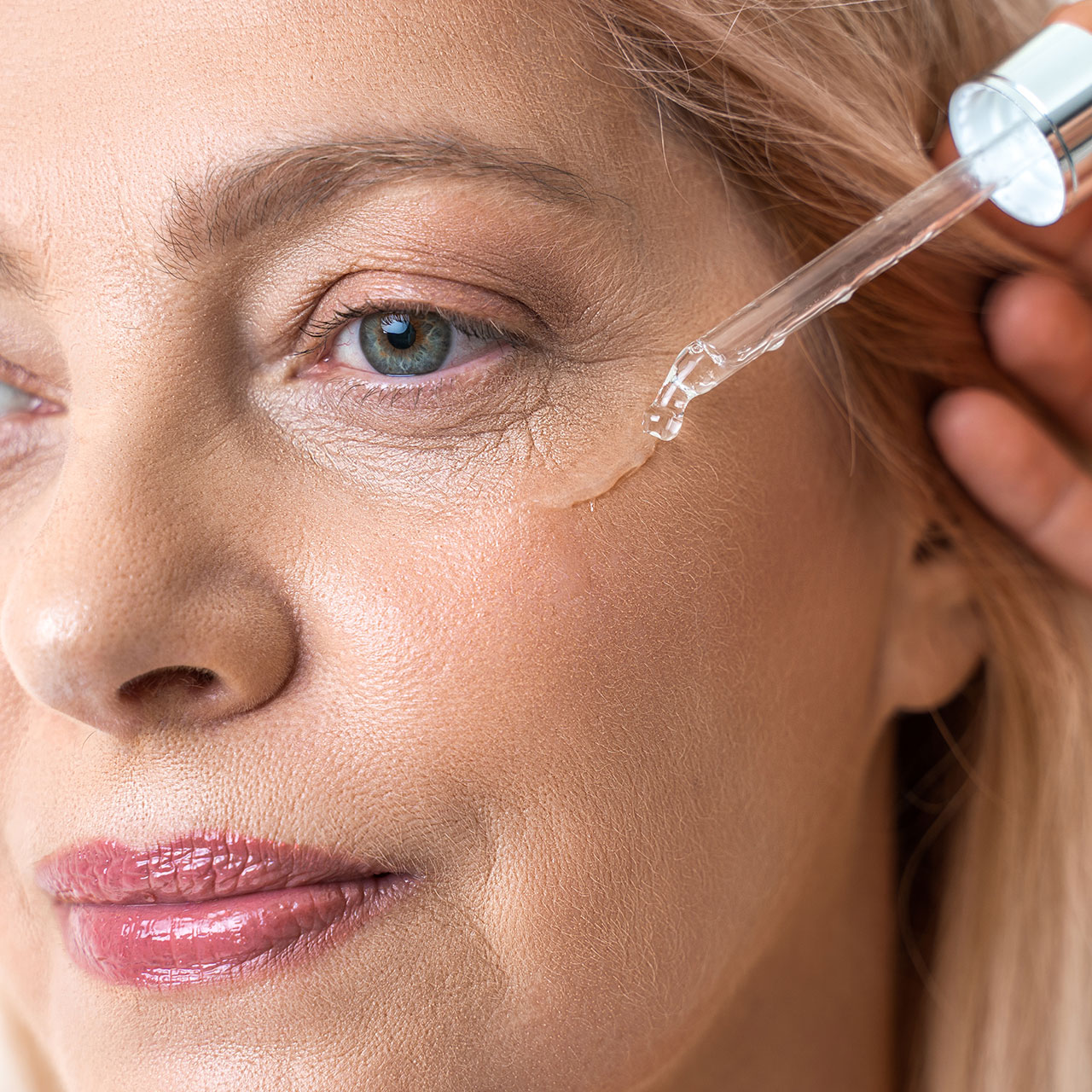 The 5 Best Eye Serums For Dark Circles, Puffiness & Fine Lines ...