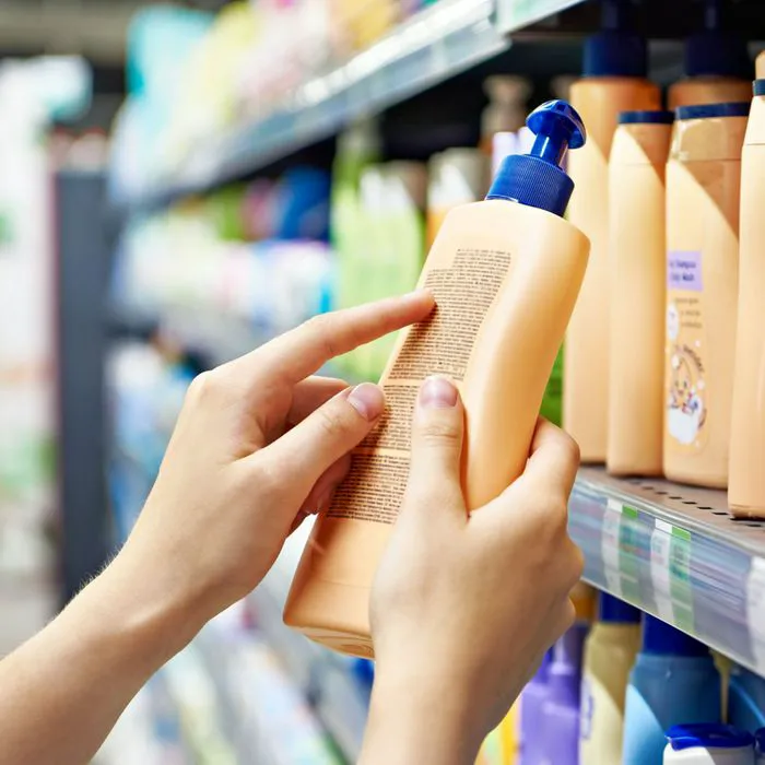 5 Ingredients To Watch Out For In Shampoos Because They Lead To Hair ...