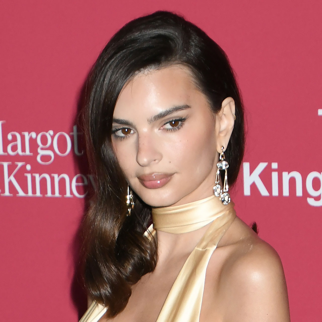 Your Jaw Will Drop When You See Gwen Stefani’s ‘Real Face’–We Can’t ...