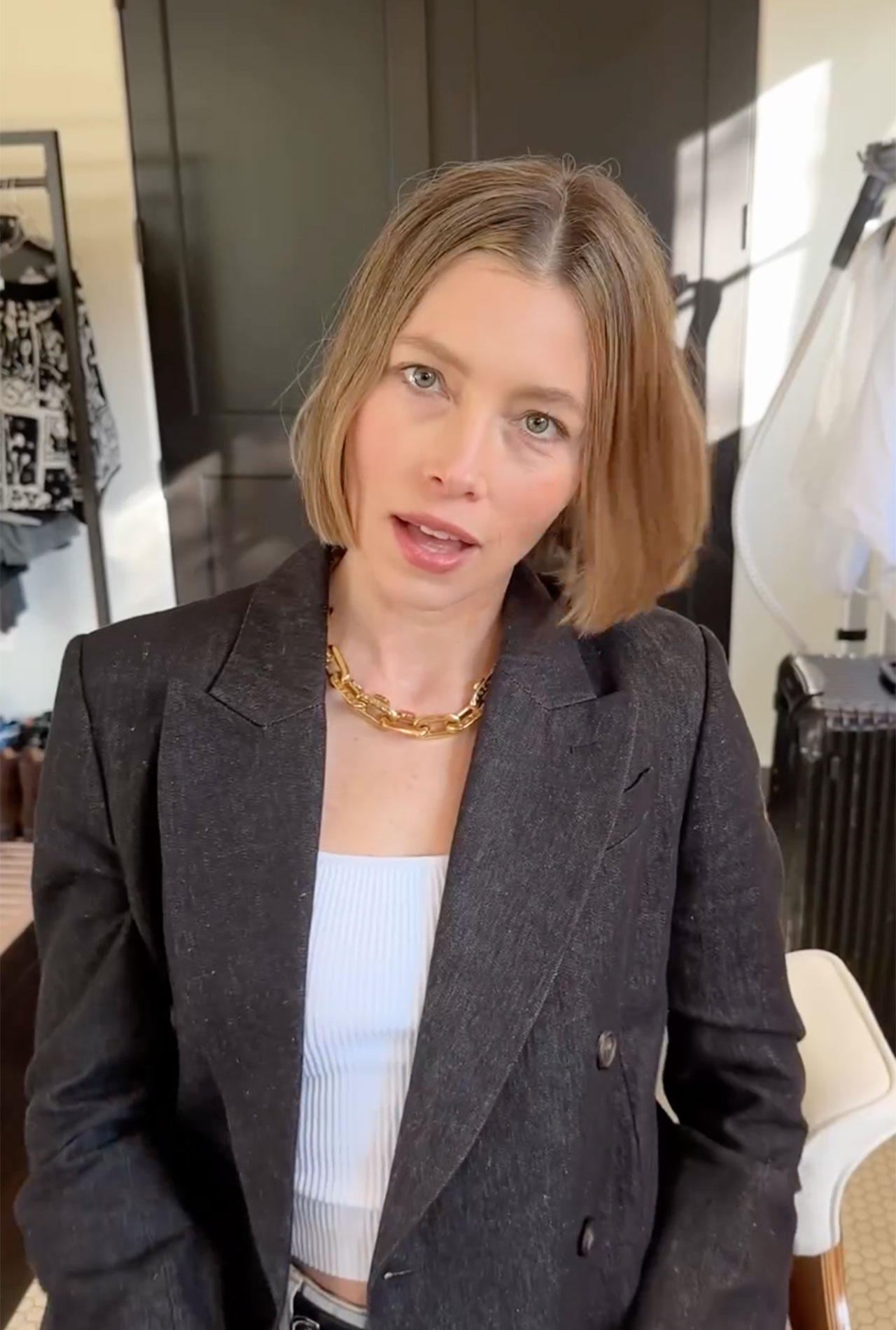 Jessica Biel Just Chopped Her Hair Into A Chic Chin-Length Bob For ...