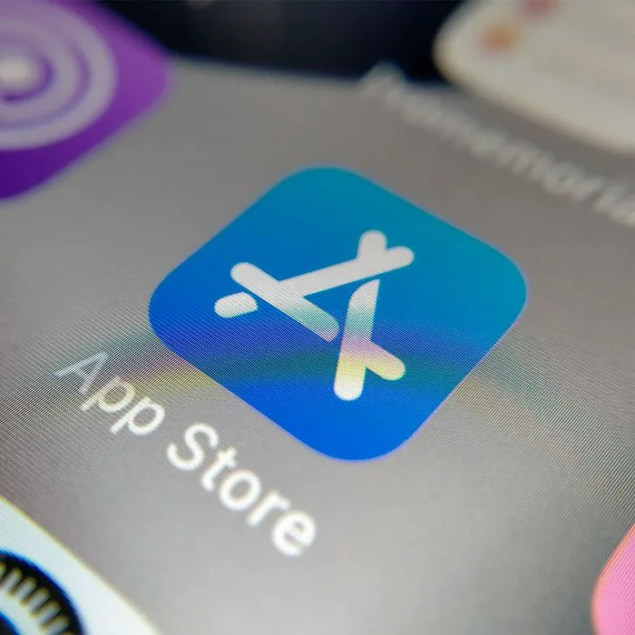 7 ‘Useless’ iPhone Apps That Are Hogging Storage On Your Phone ...
