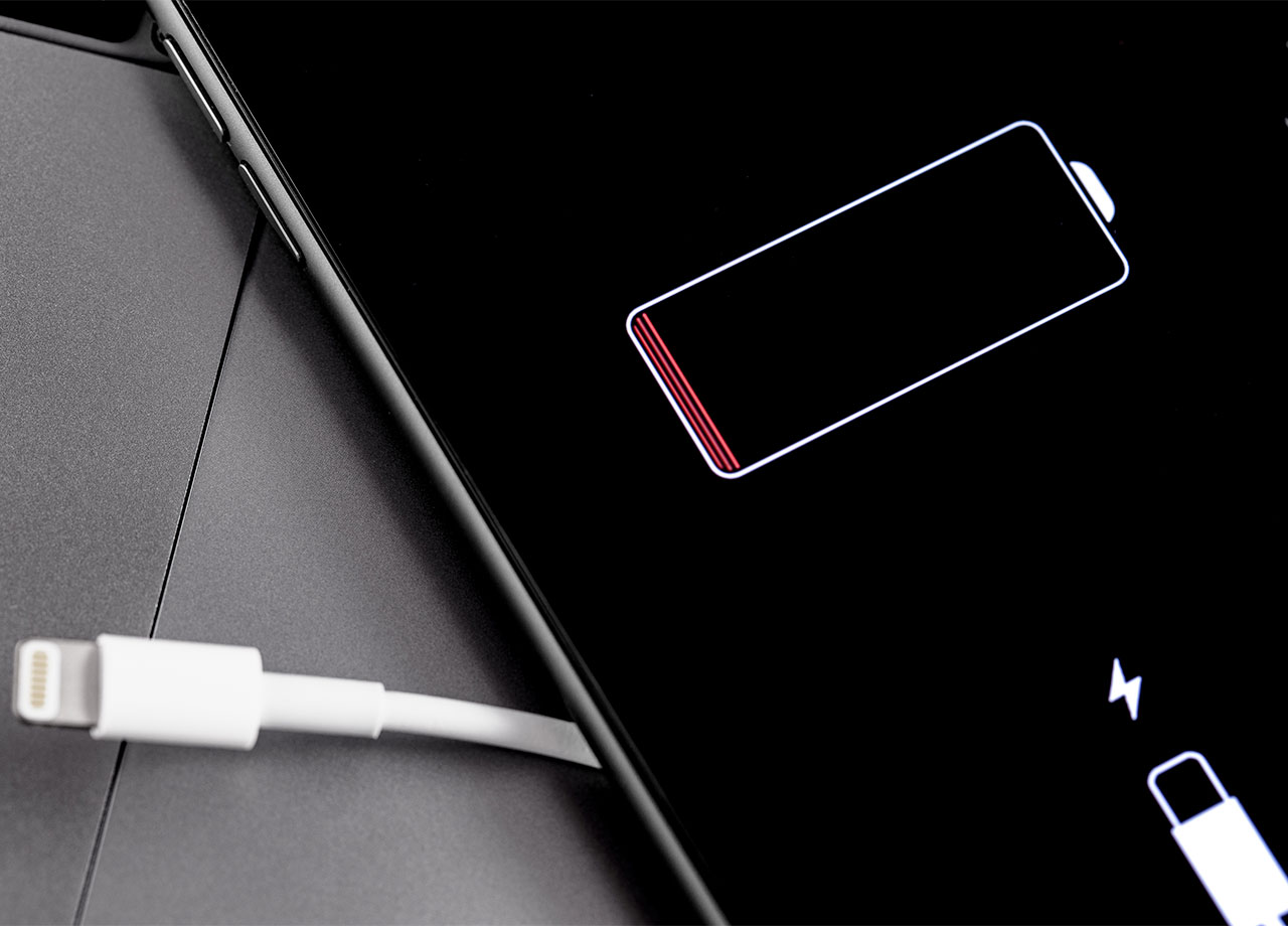 Tech Experts Reveal 3 ‘Dangerous’ Charging Mistakes—And Share The Right ...