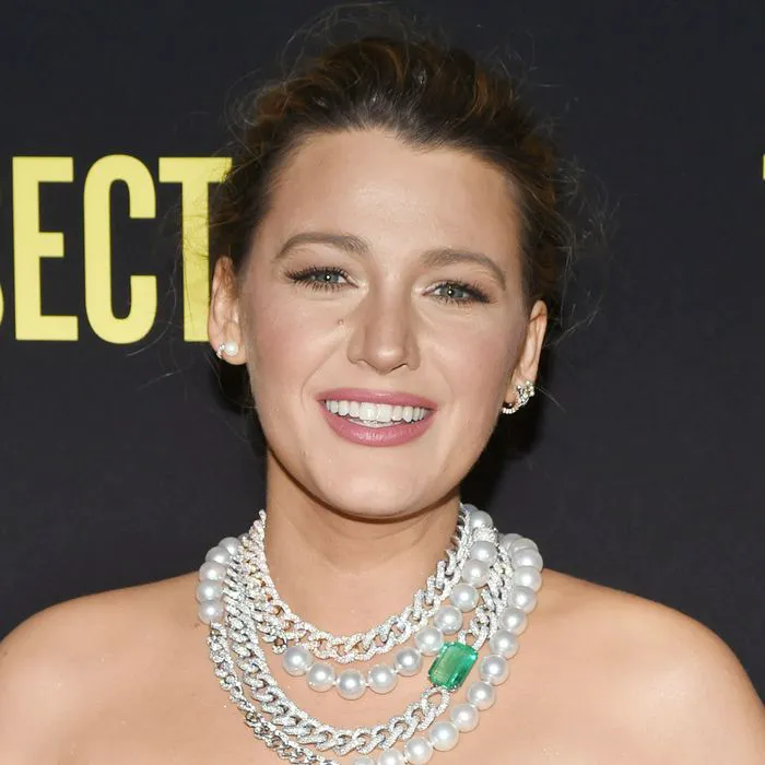 Blake Lively, 36, Shares A Makeup-Free Selfie On Instagram And Stuns ...