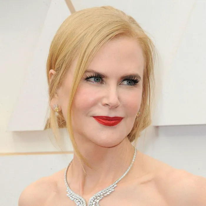 Nicole Kidman Wears A Chic Floral Dress For 18th Wedding Anniversary ...