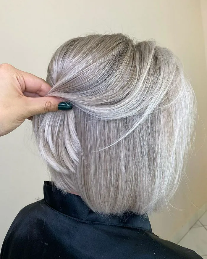 7 Flirty & Edgy Bob Hairstyles That Make Women Over 50 Look 10 Years ...