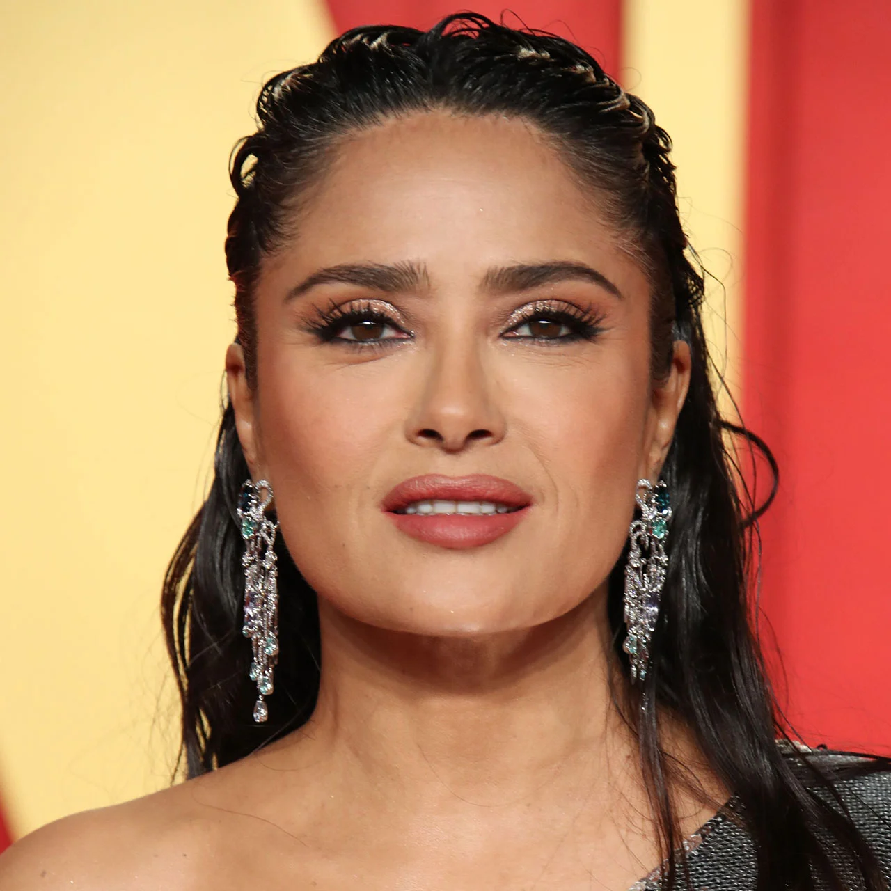 Salma Hayek Haare 2024 Salma Hayek's Skirt Suit Is An Elevated Take On
