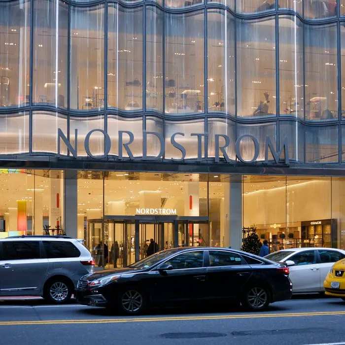 10 Versatile Nordstrom Dresses That Flatter Every Body Type and Age ...