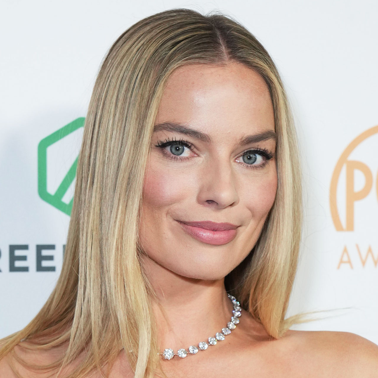 Margot Robbie Appreciation Thread - Page 247 - Blu-ray Forum