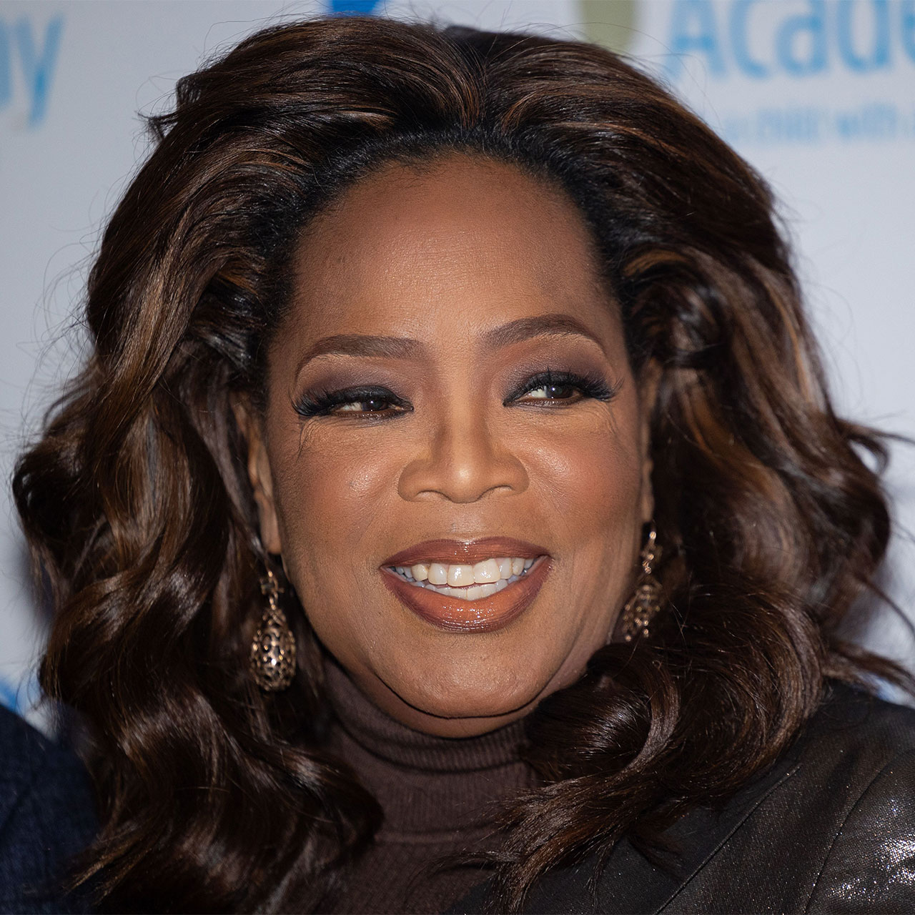 Oprah Winfrey, 70, Shows Off Her Weight Loss In A Waist-Cinching Metallic Skirt And Skintight ...