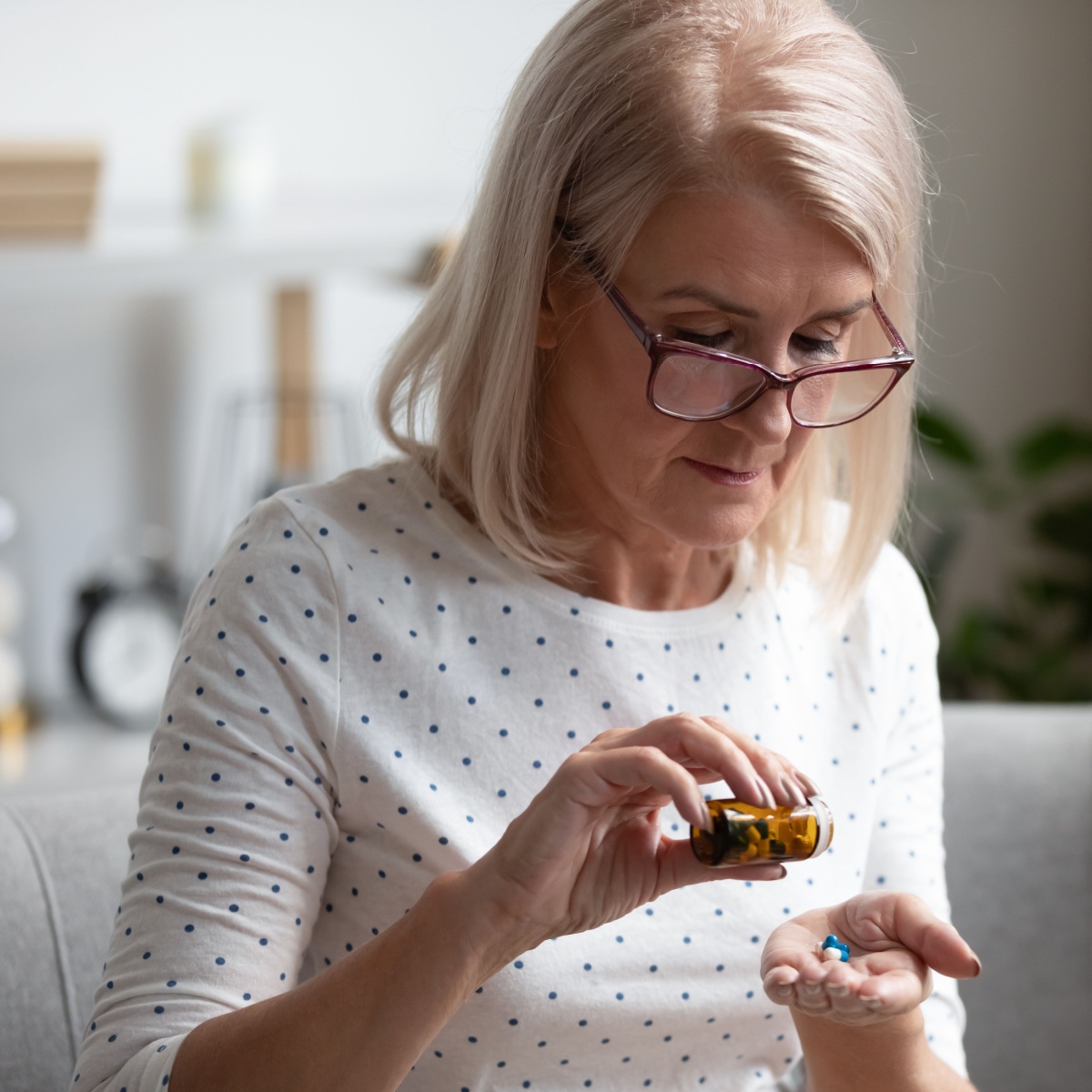 Doctors Share Why Calcium, Vitamin B12, And Vitamin D Might Be The Only ...