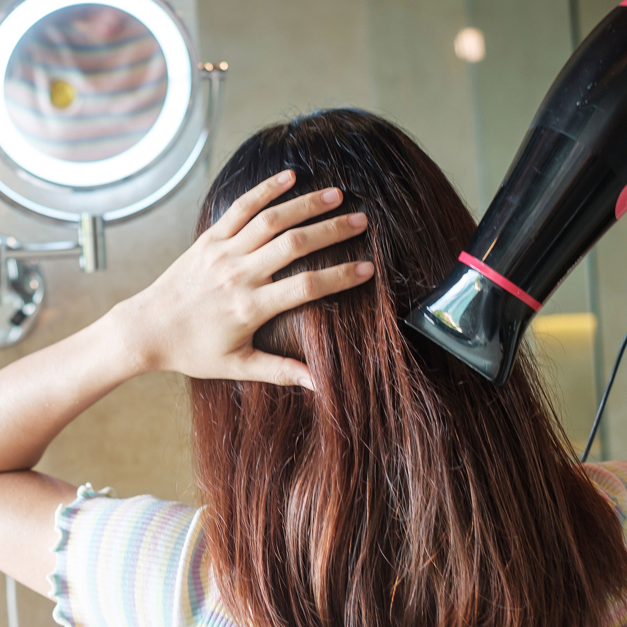 What Is The ‘Mob’ Haircut? Stylists Tell Us Why This Mid-Length Bob Cut ...