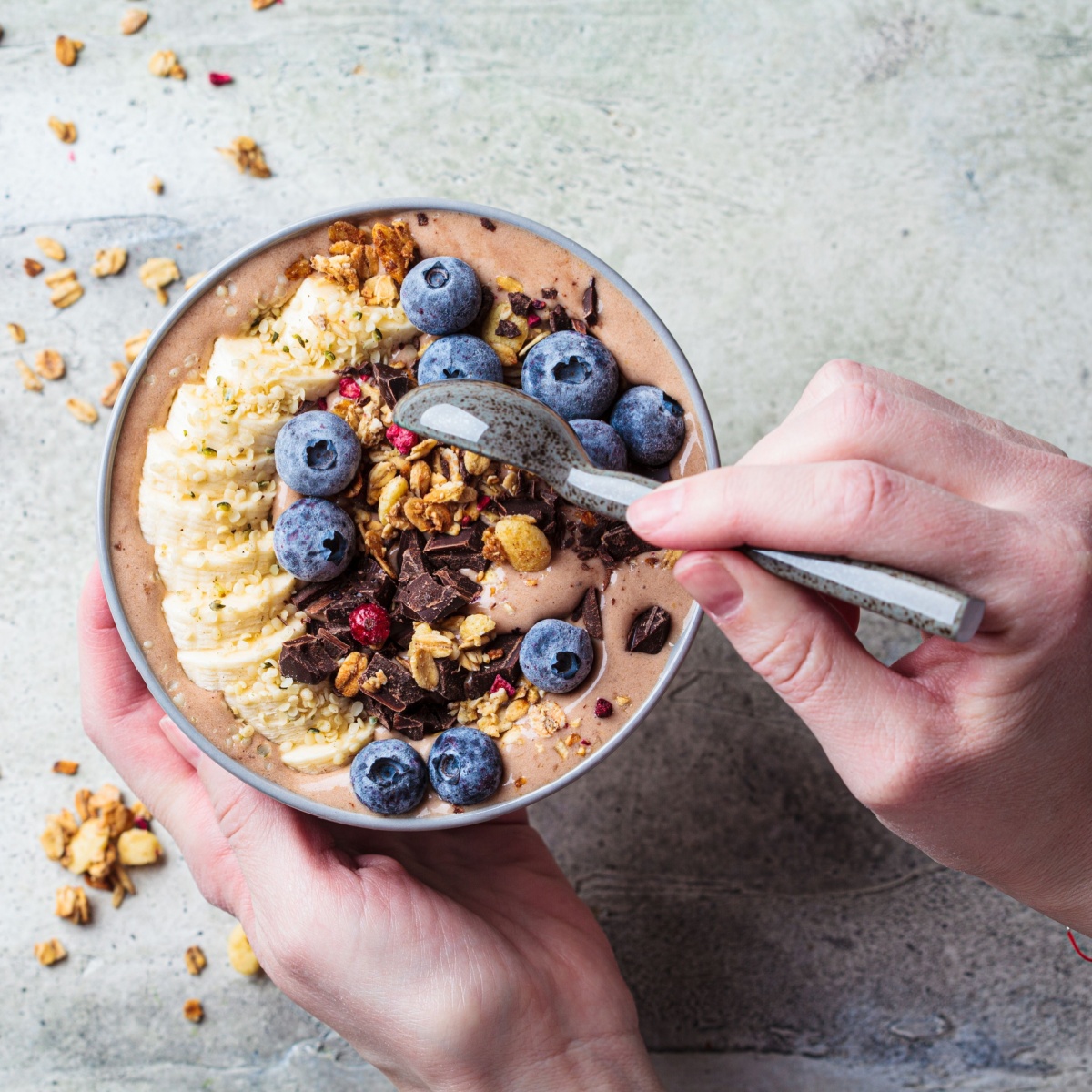 8 Quick, Easy Hairstyles For Older Women Who Want To Cover Bald Spots ...