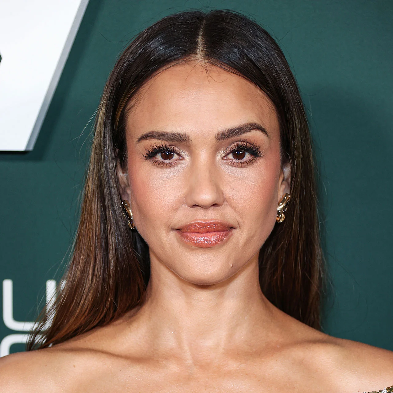 Jessica Alba Looks ‘Breathtaking’ In A Micro-Mini Bikini As Fans Joke She’s Going Through A ...