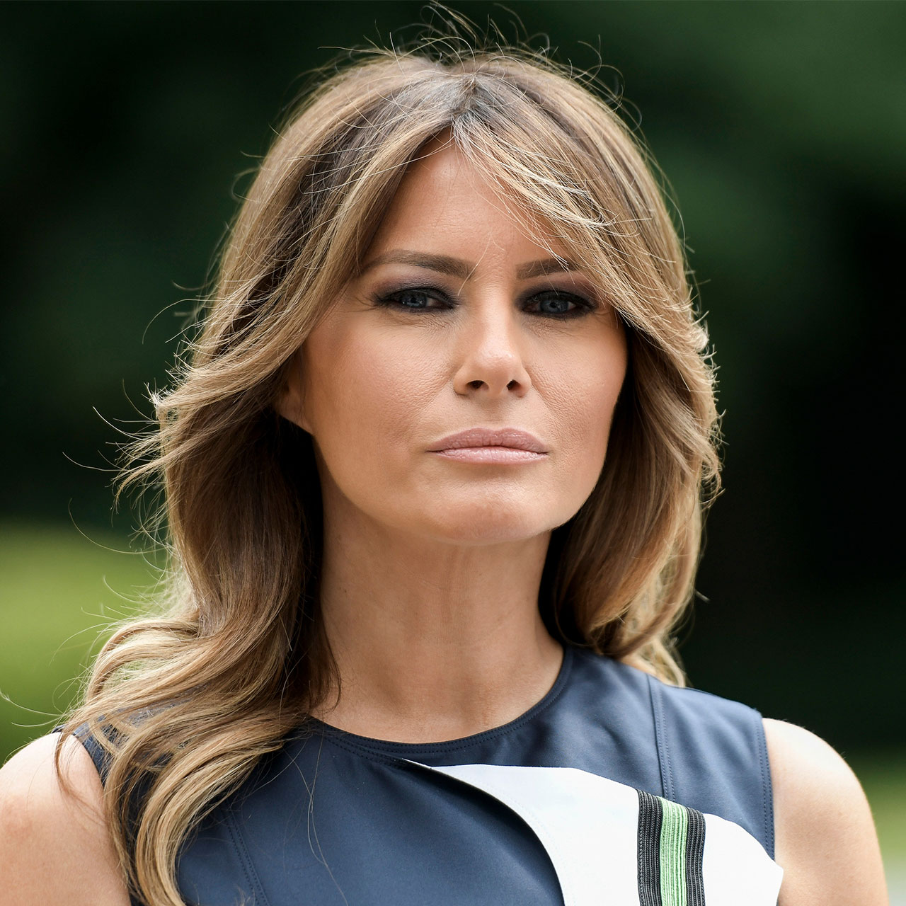 Melania Trump Looks Radiant In A ‘Classy’ Trench Coat While At The ...
