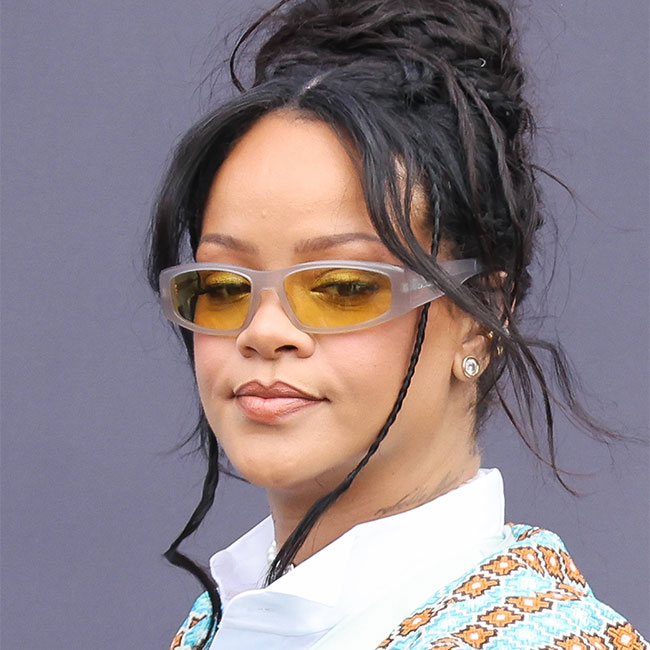 Oprah Winfrey Shows Off Her 40-Lb Weight Loss In Another Waist-Cinching Dress With Cutouts As ...